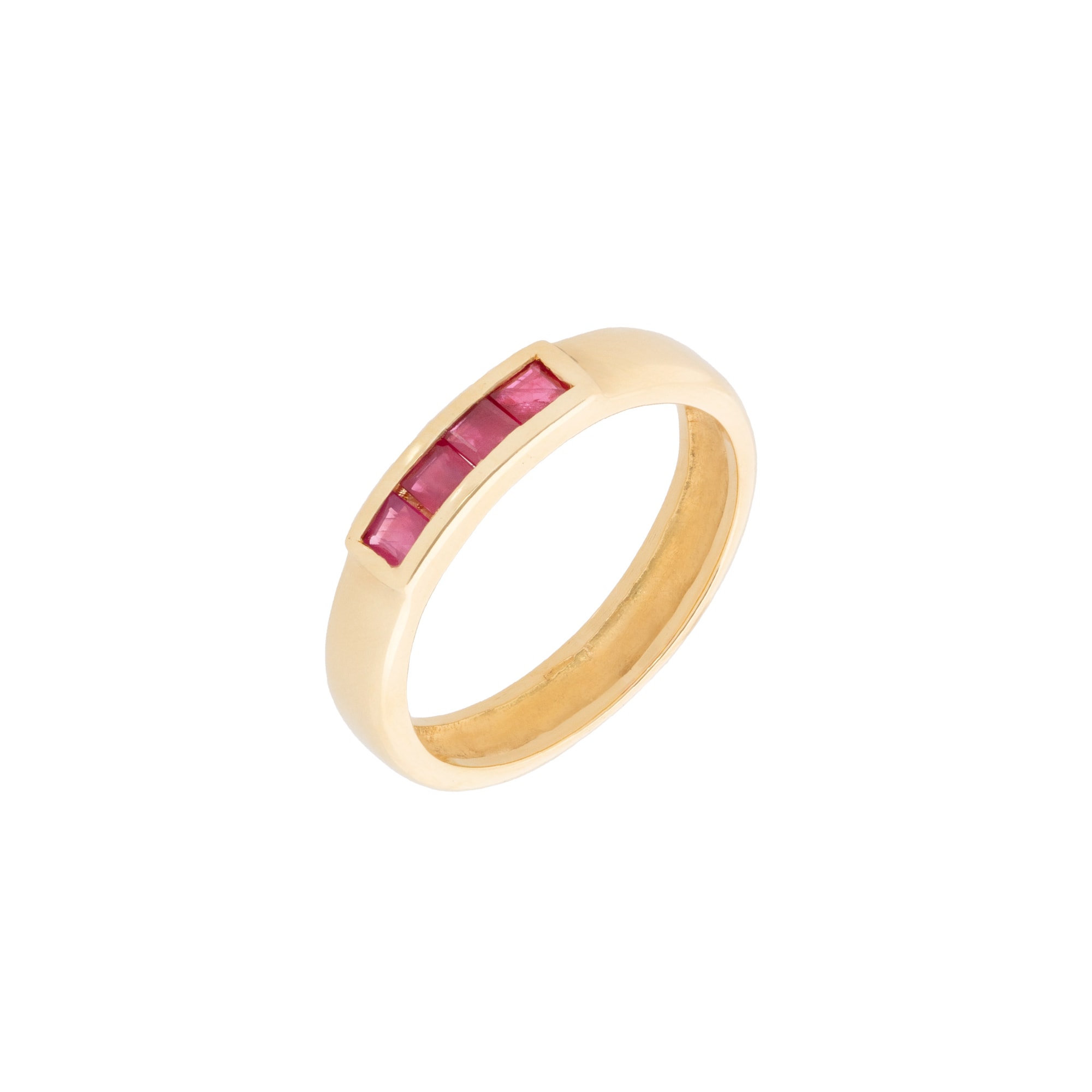 Anel design com rubis em ouro