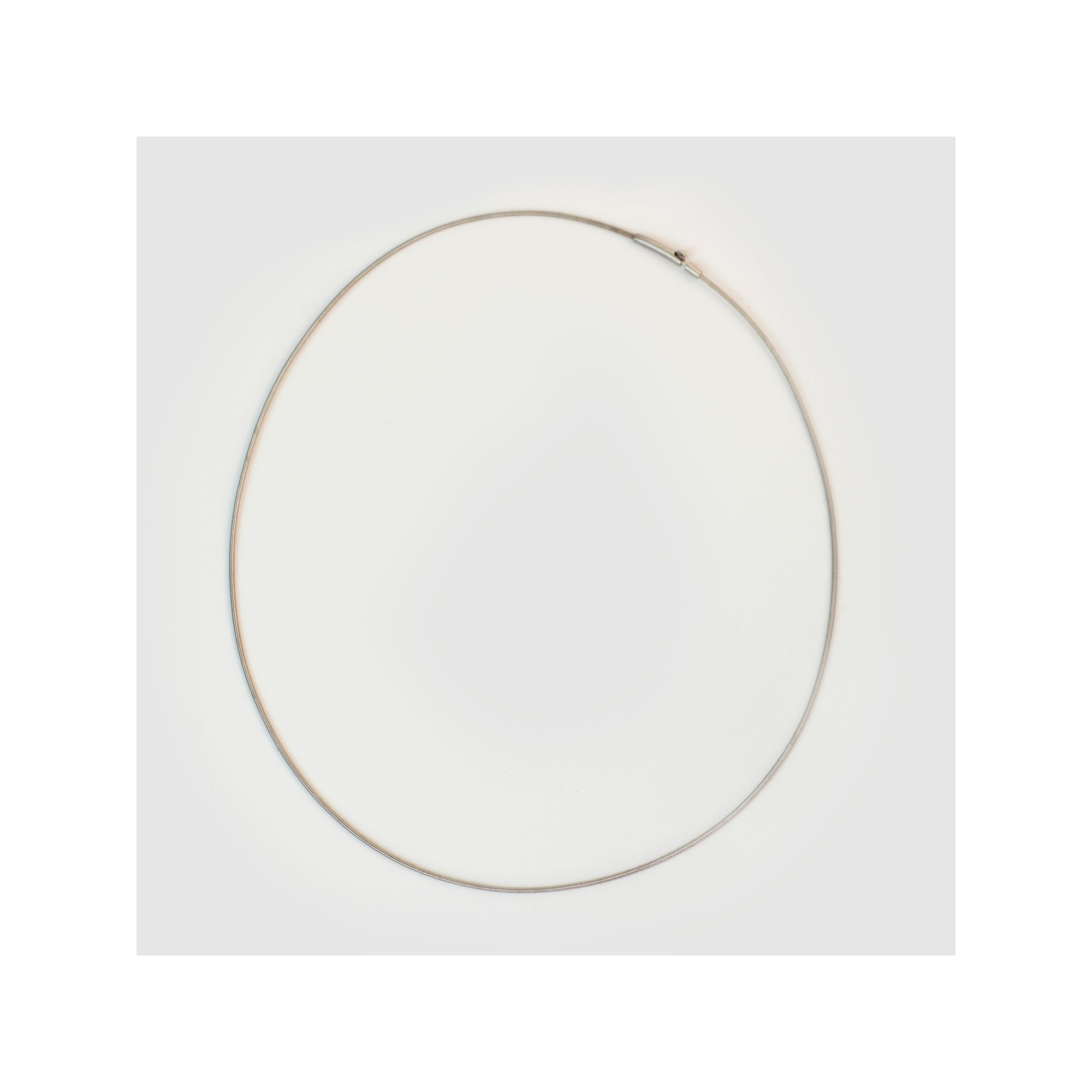 Colar Antônio Bernardo coleção Piano em ouro branco