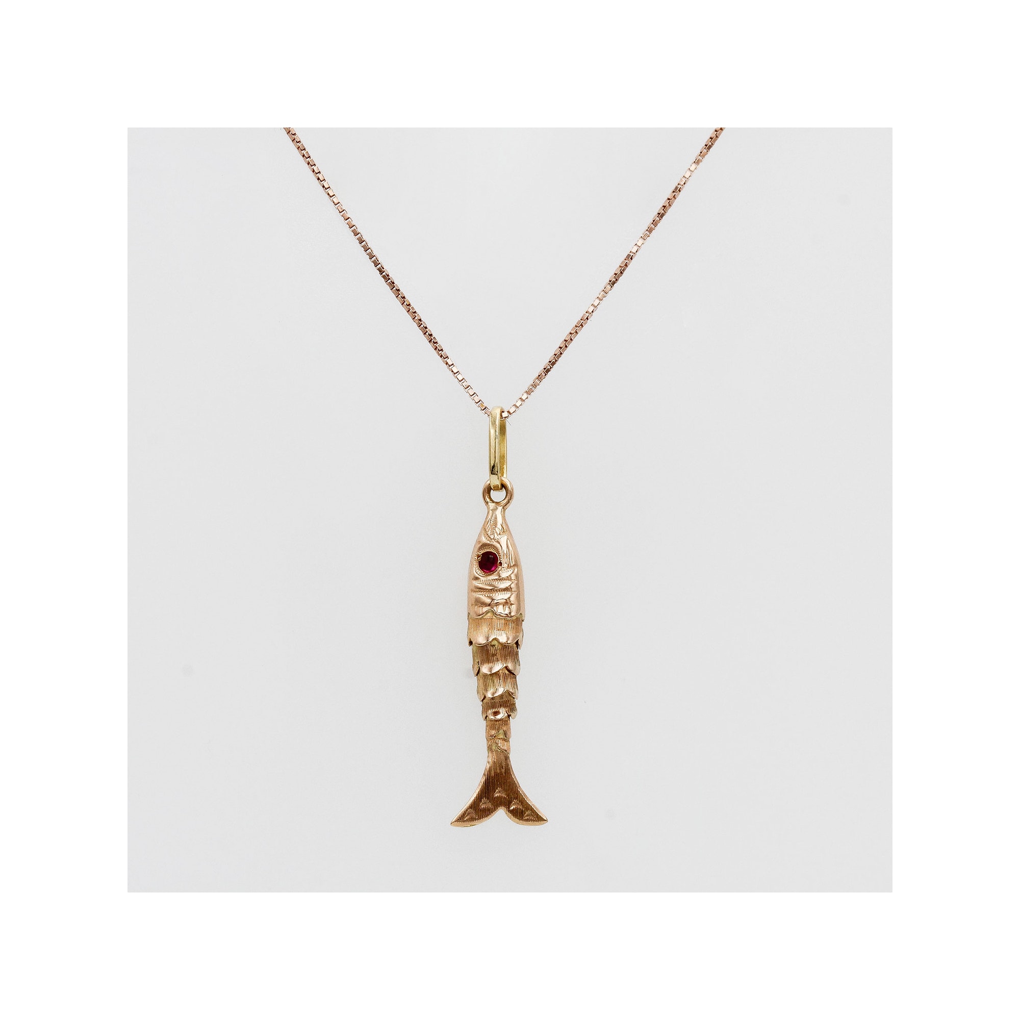 Pingente vintage peixe maleável em ouro rosé